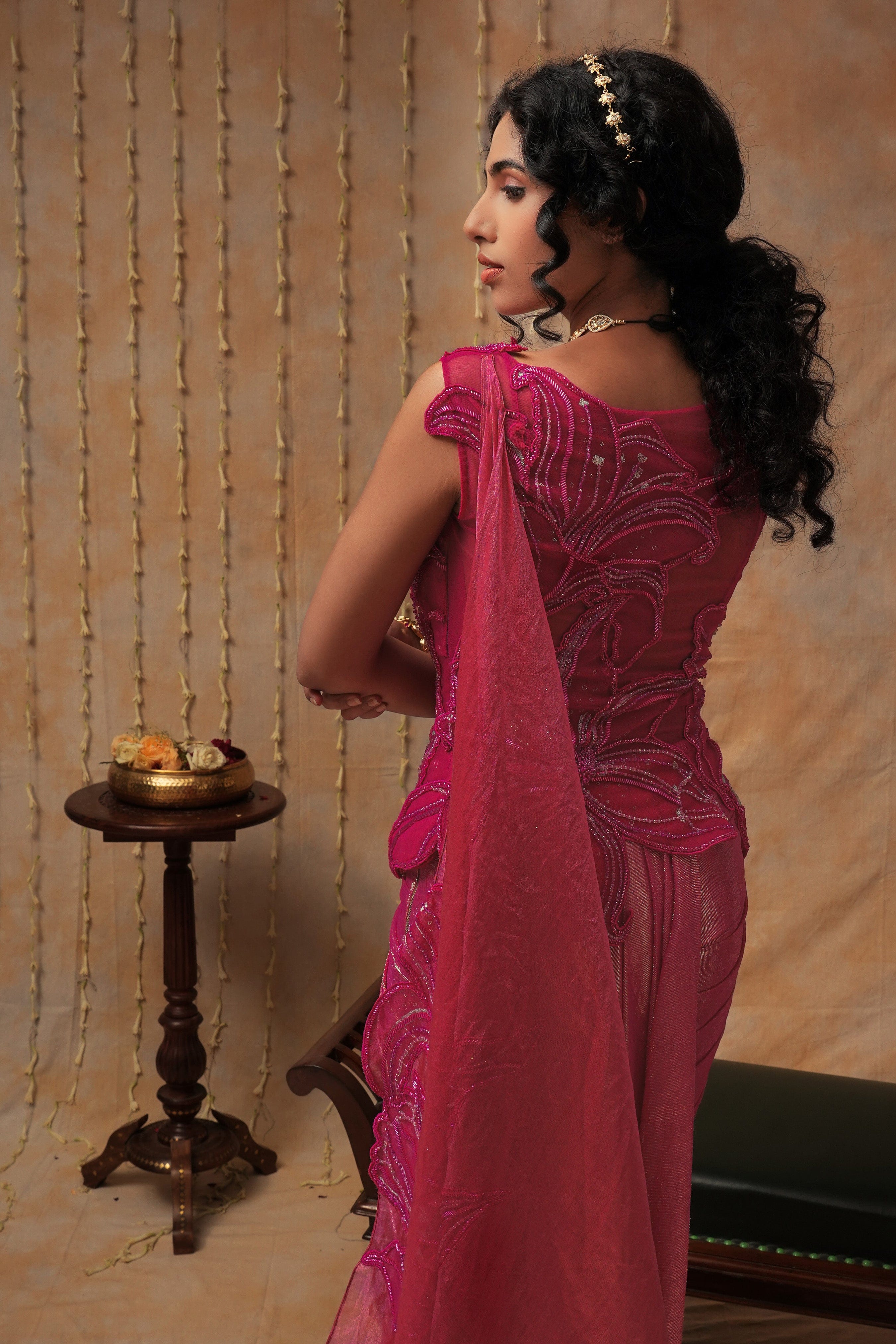 Kaya Saree - Gold Color Designer Saree with Gold Shimmer – MOLEDRO
